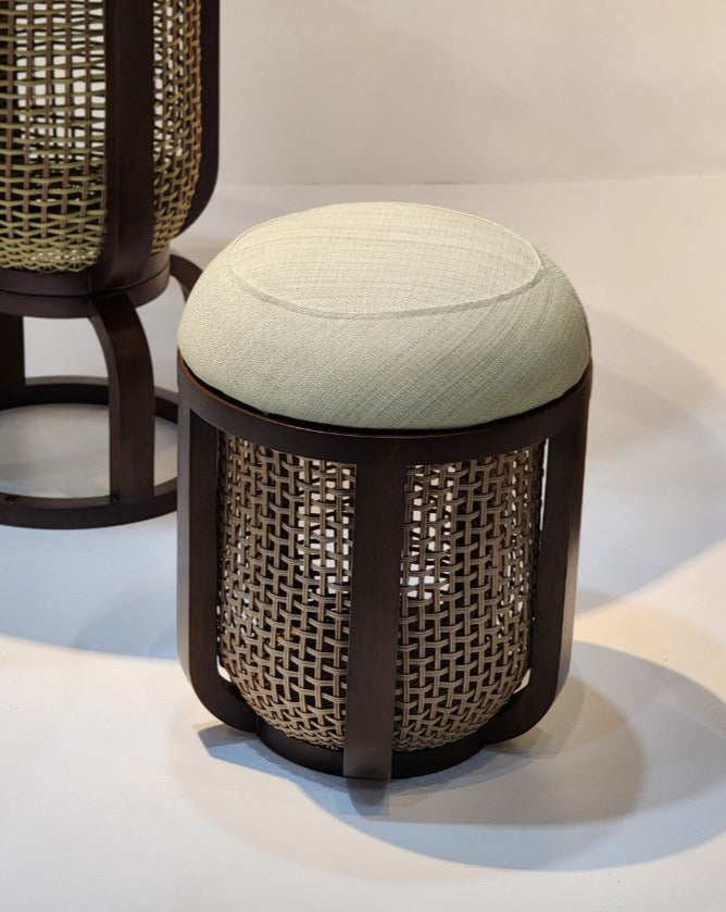 Vertical Basket - Table and Stool – MORE